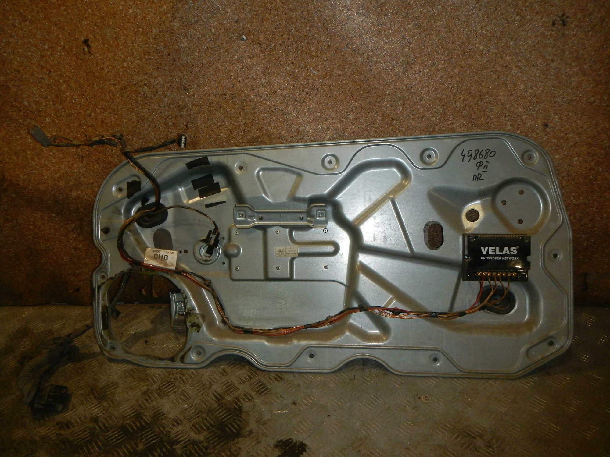 Б/У Стеклоподъемник электр.передний правый, Ford (Форд)-FOCUS 2 (05-08) FORD FOCUS 2 (05-08) 3дв без моторчика Без видимы...