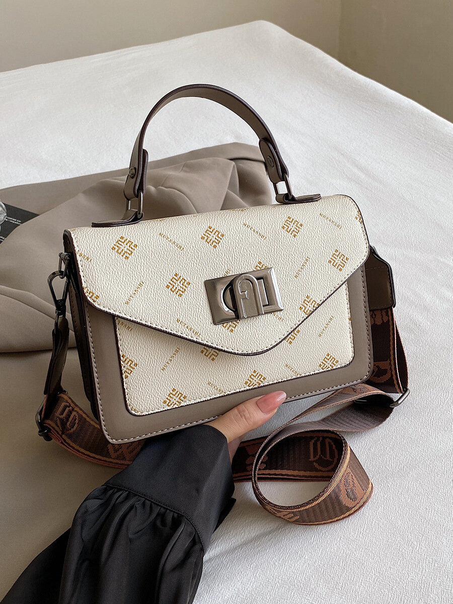 Сумка кросс-боди  Сумка женская кросс-боди на плечо с принтом