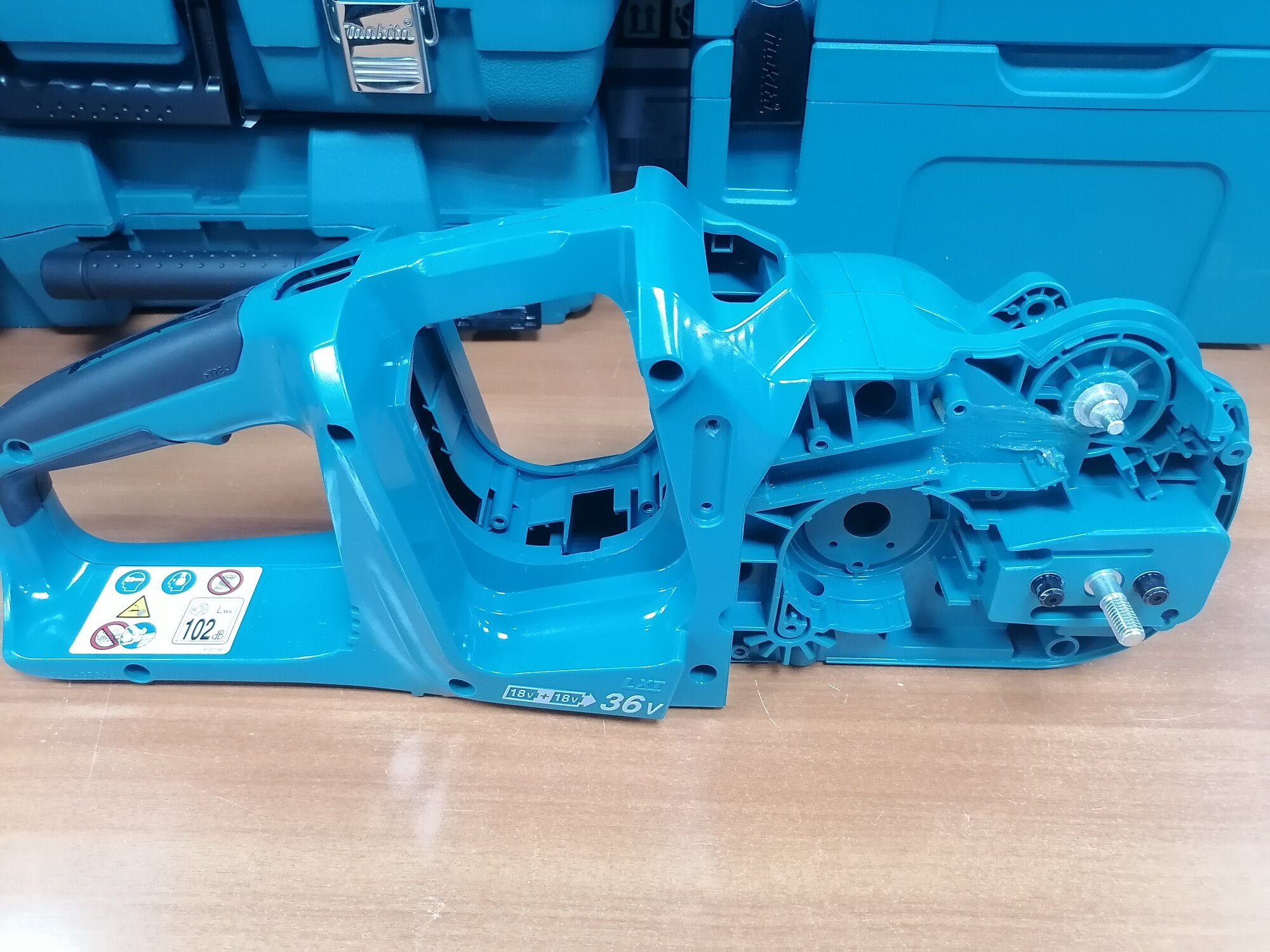 Корпус от цепной пилы DUC353 183F61-2