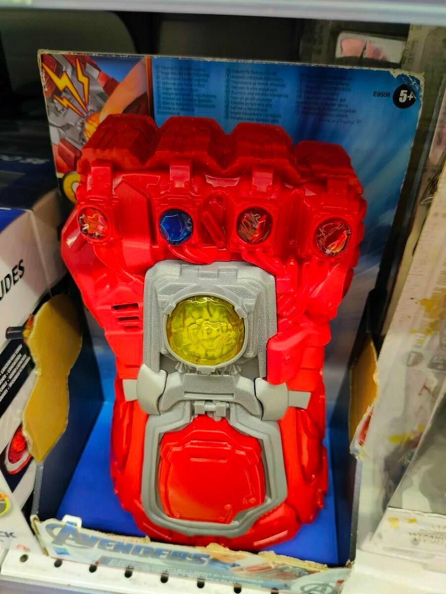 Игрушка перчатка бесконечности таноса оригинал Hasbro