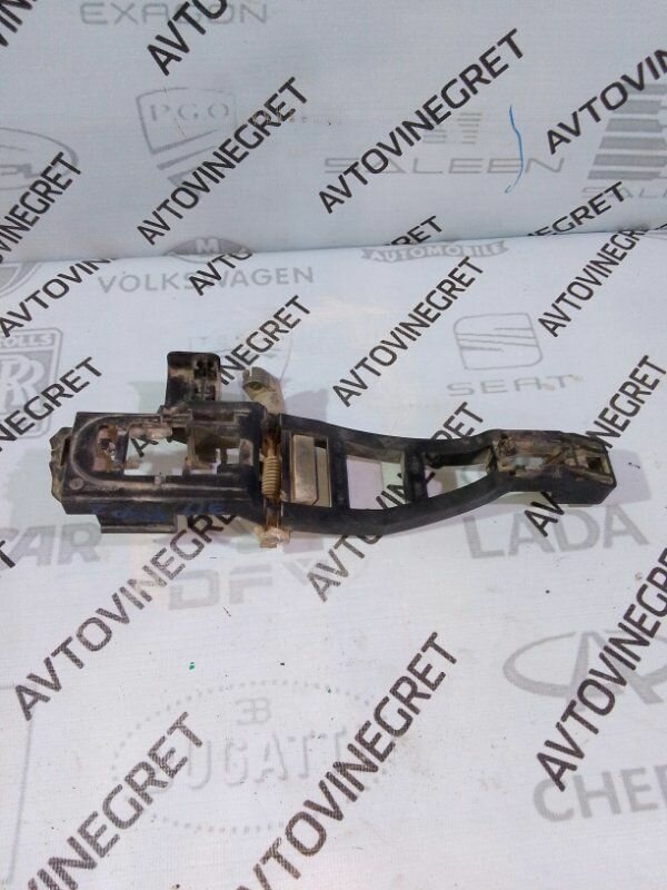 Кронштейн ручки двери задний правый Ford Focus 2 Б/У с пробегом