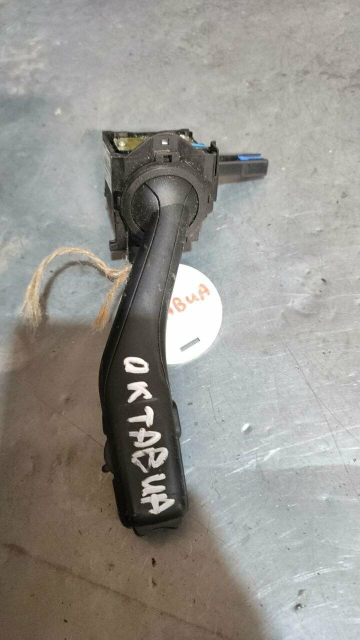 Переключатель дворников Skoda Octavia 2 (2004 - 2009) 1K0953519A