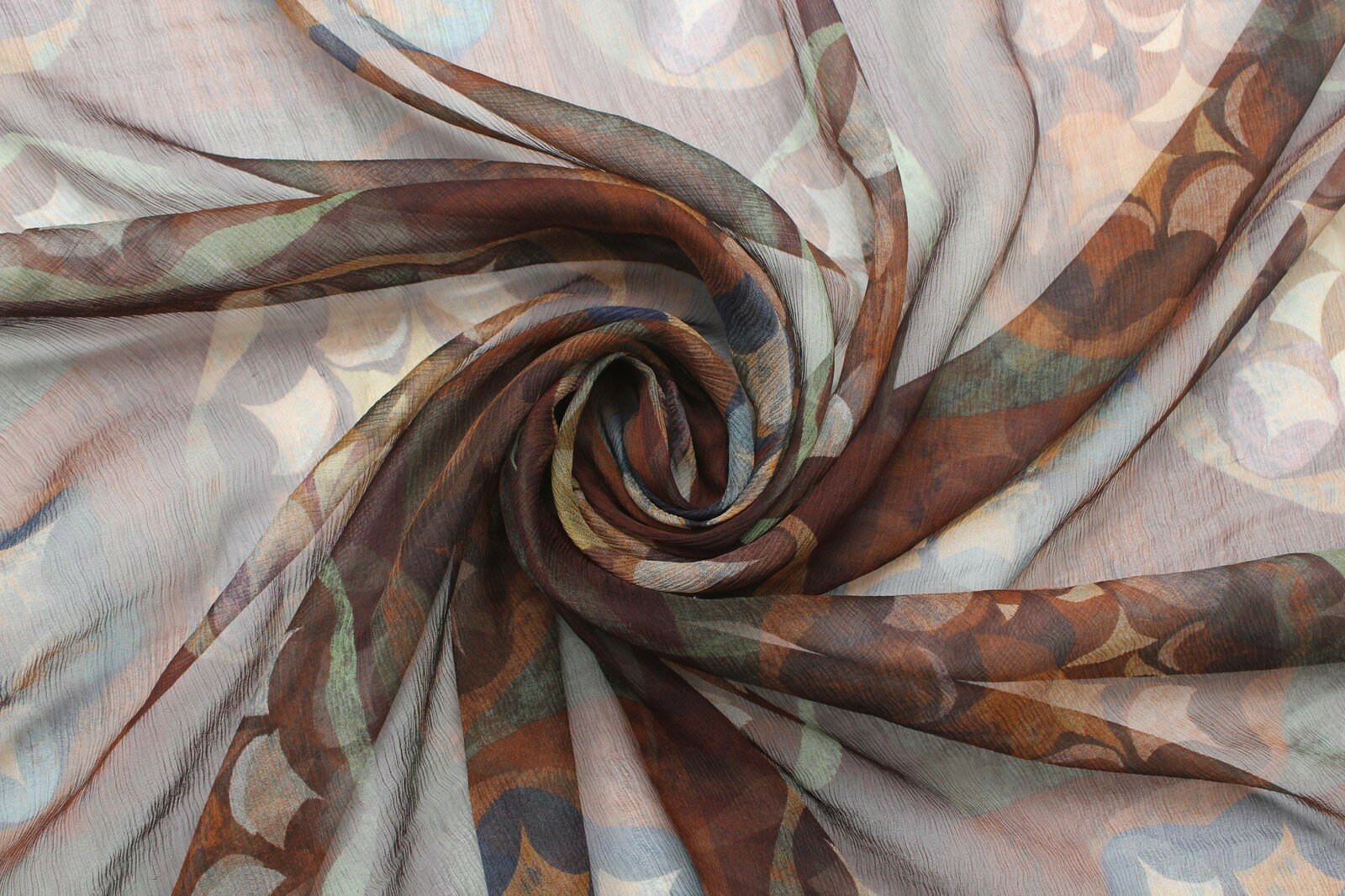 Ткань Шёлк-жоржет креш рыже-коричневый с розетками, ш126см, 0,5 м