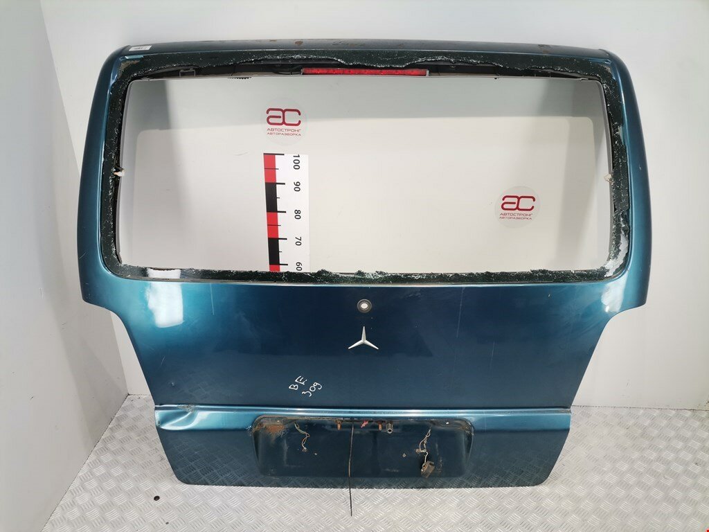 Крышка багажника (дверь багажника) Mercedes Vito (W638) A6387401002 арт. 1796575
