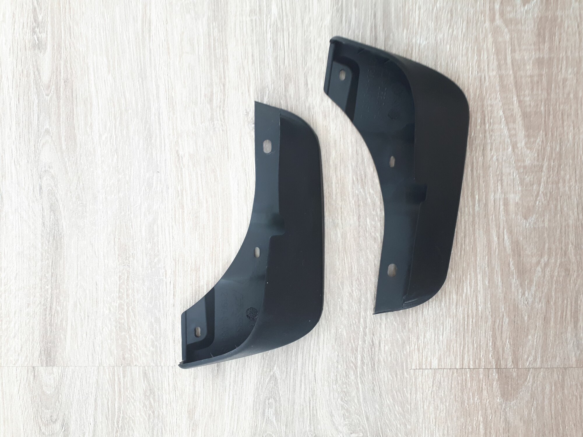 Брызговики передние 2190 Лада Гранта