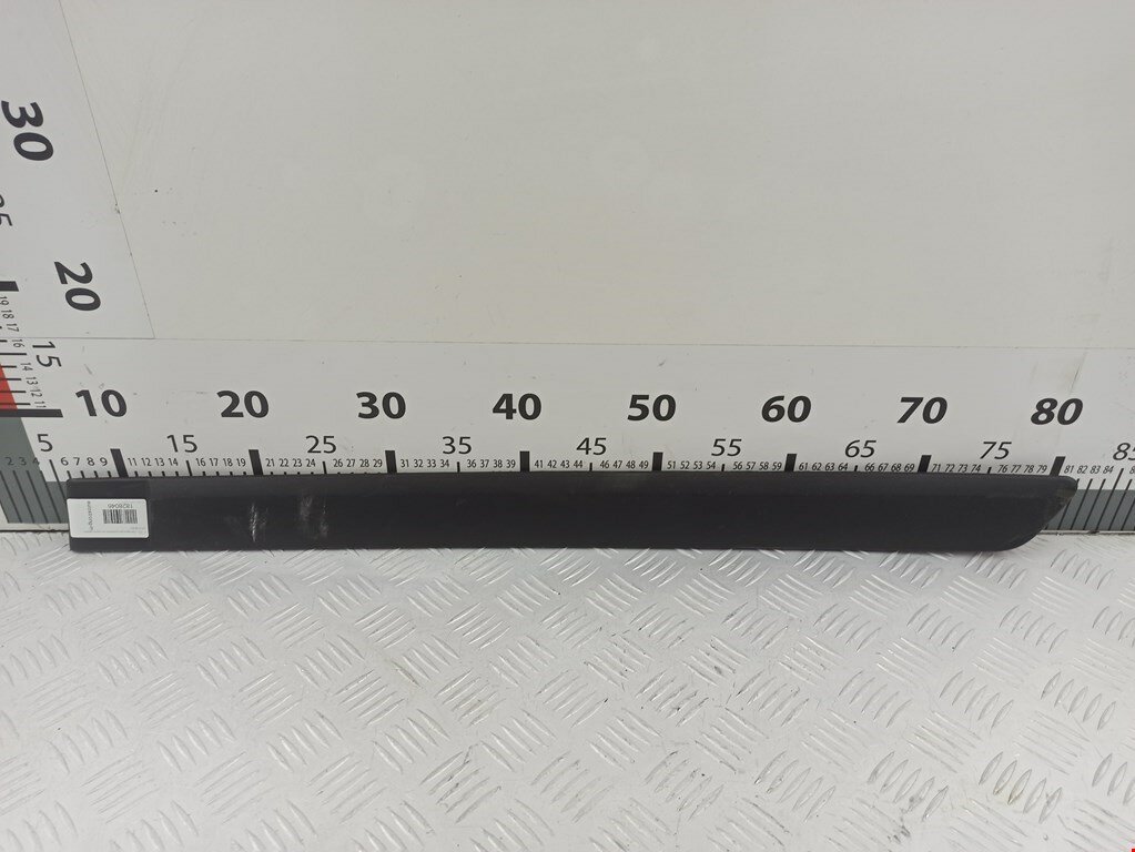 Накладка (молдинг) двери задней левой Skoda Fabia 2 (5J) 5J6853753 арт. 1828046