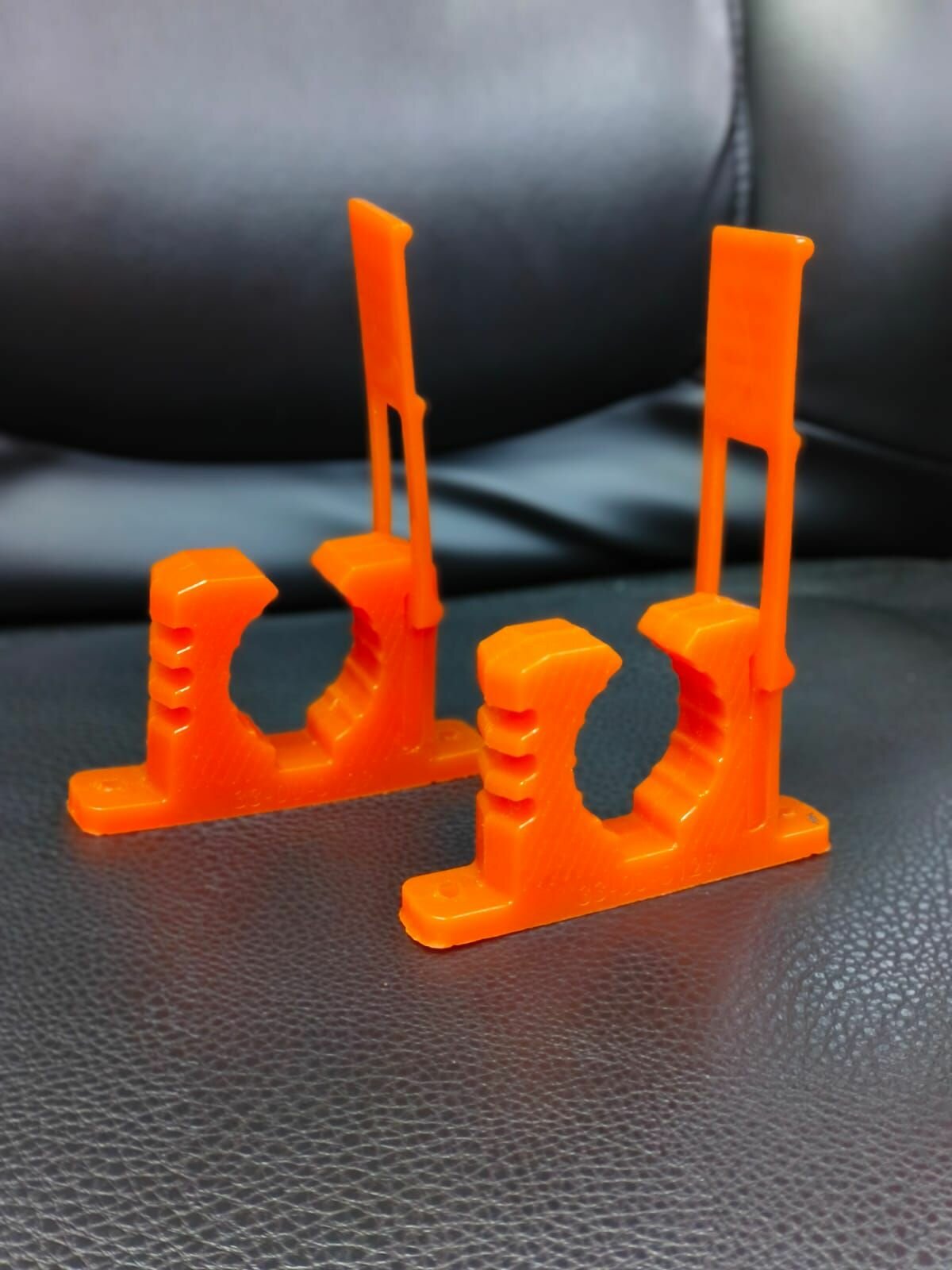 Крепление лопаты (под 2 болта, поперечное) 2шт