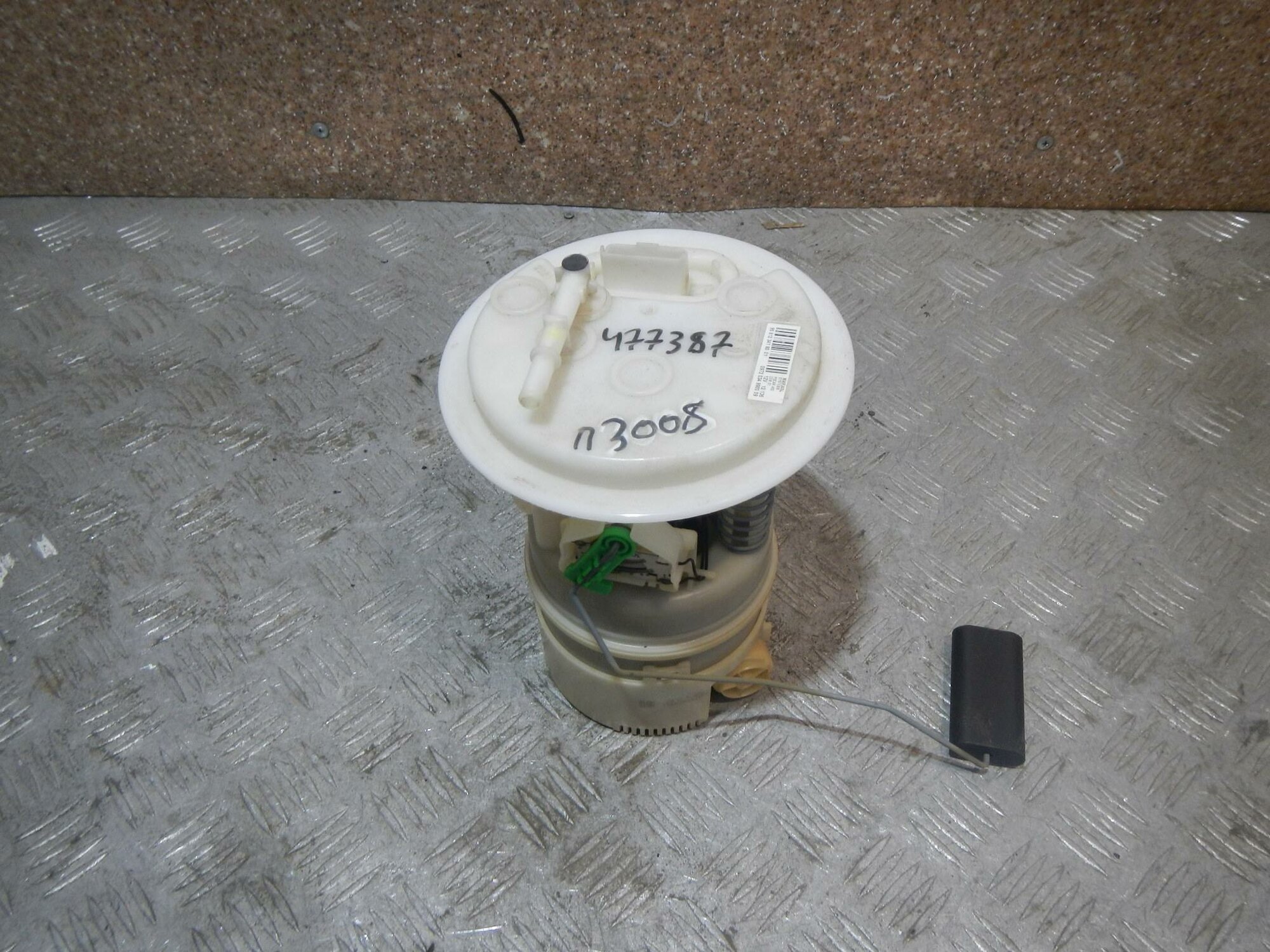 Б/У Насос топливный электрический, Peugeot (Пежо)-3008 (10-) PEUGEOT 3008 (10-) EP6, 120 л.с без повреждений. 477387 Peug...