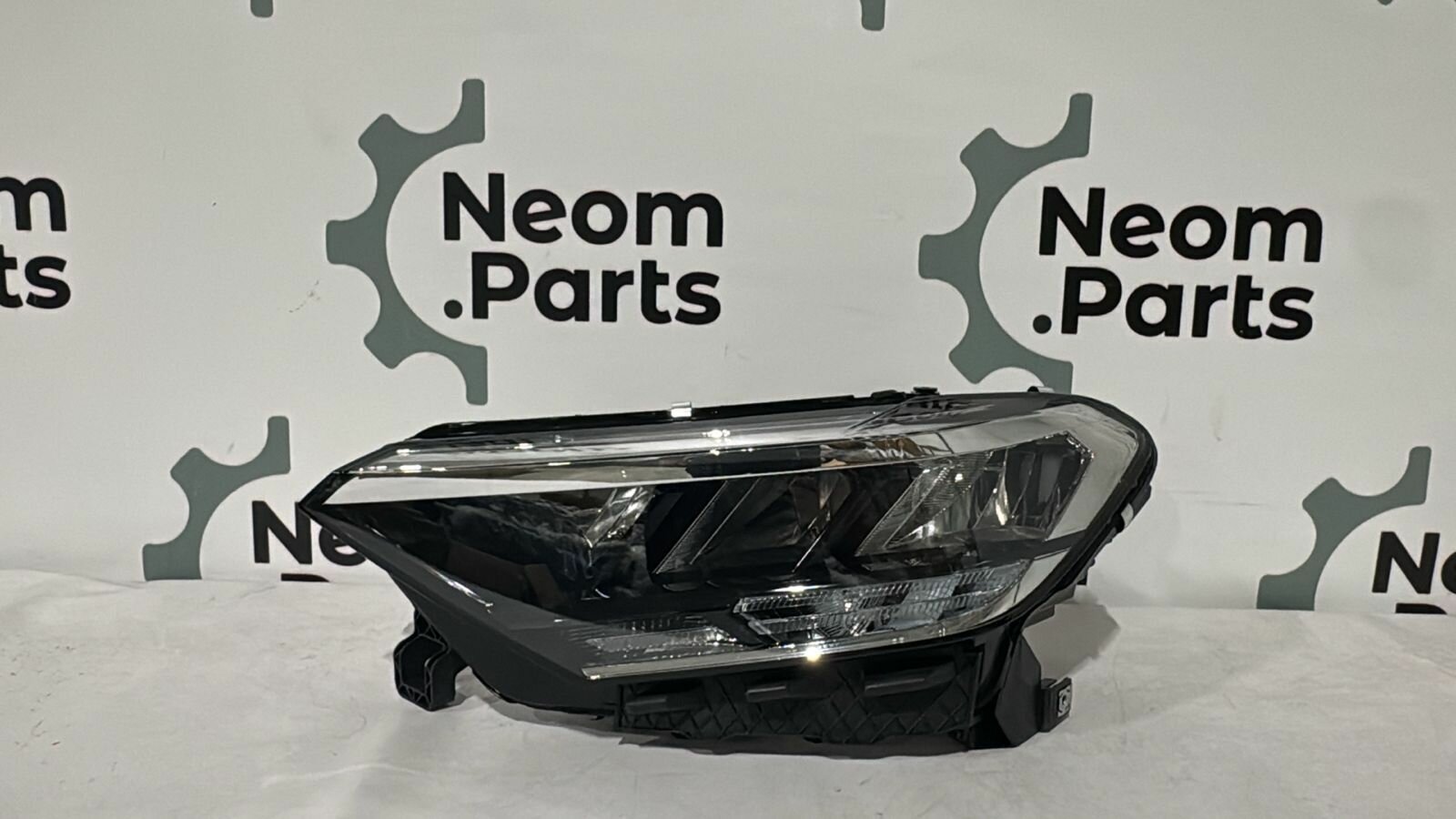 Фара левая для VW Polo 6 2020-2022 года, Neom.Parts, 6N5941005A