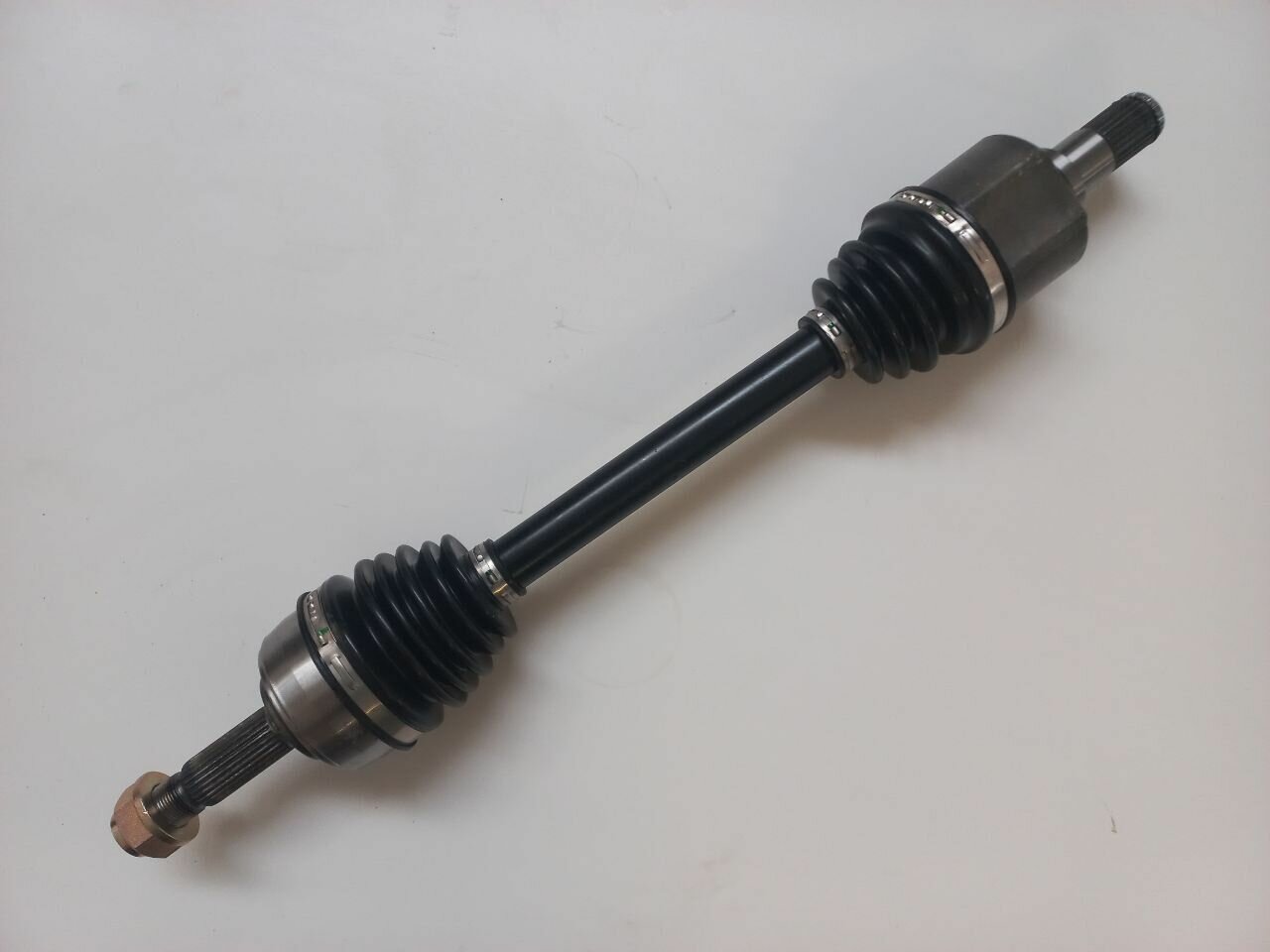 Привод левый CHERY KAIYI E5 [1.5 16V CVT седан Turbo ] 154000094AA