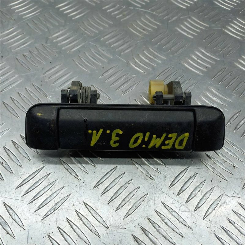 Б/У Ручка двери задней наружная левая Mazda Demio 1 DW3W / Мазда Демио 1 DW3W 1999
