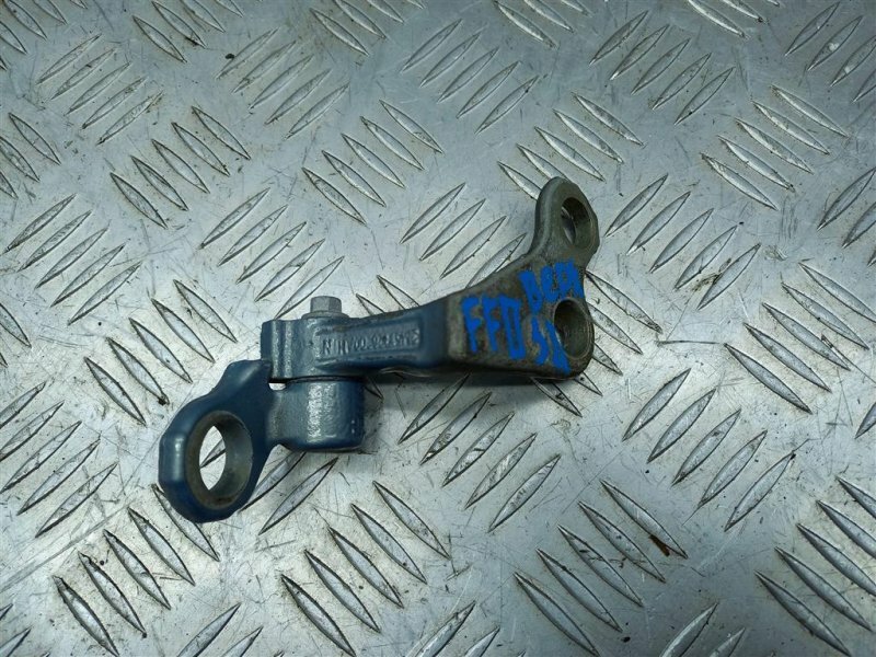 Б/У Петля двери задней правой верхняя Ford Focus 2 / Форд Фокус 2 1.8 QQDB 125Л.С. 2008