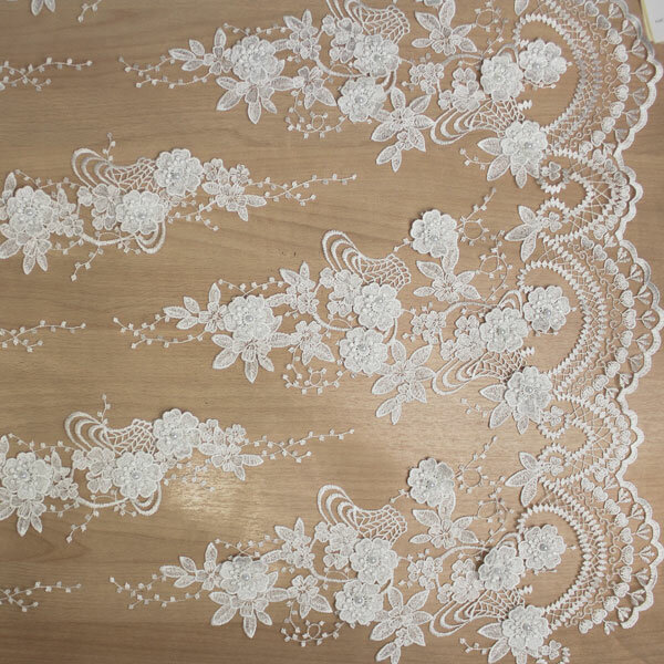 Вышивка на сетке Ткани-100, плательная, 100% Полиэстер, 1м x 1,4м, белая