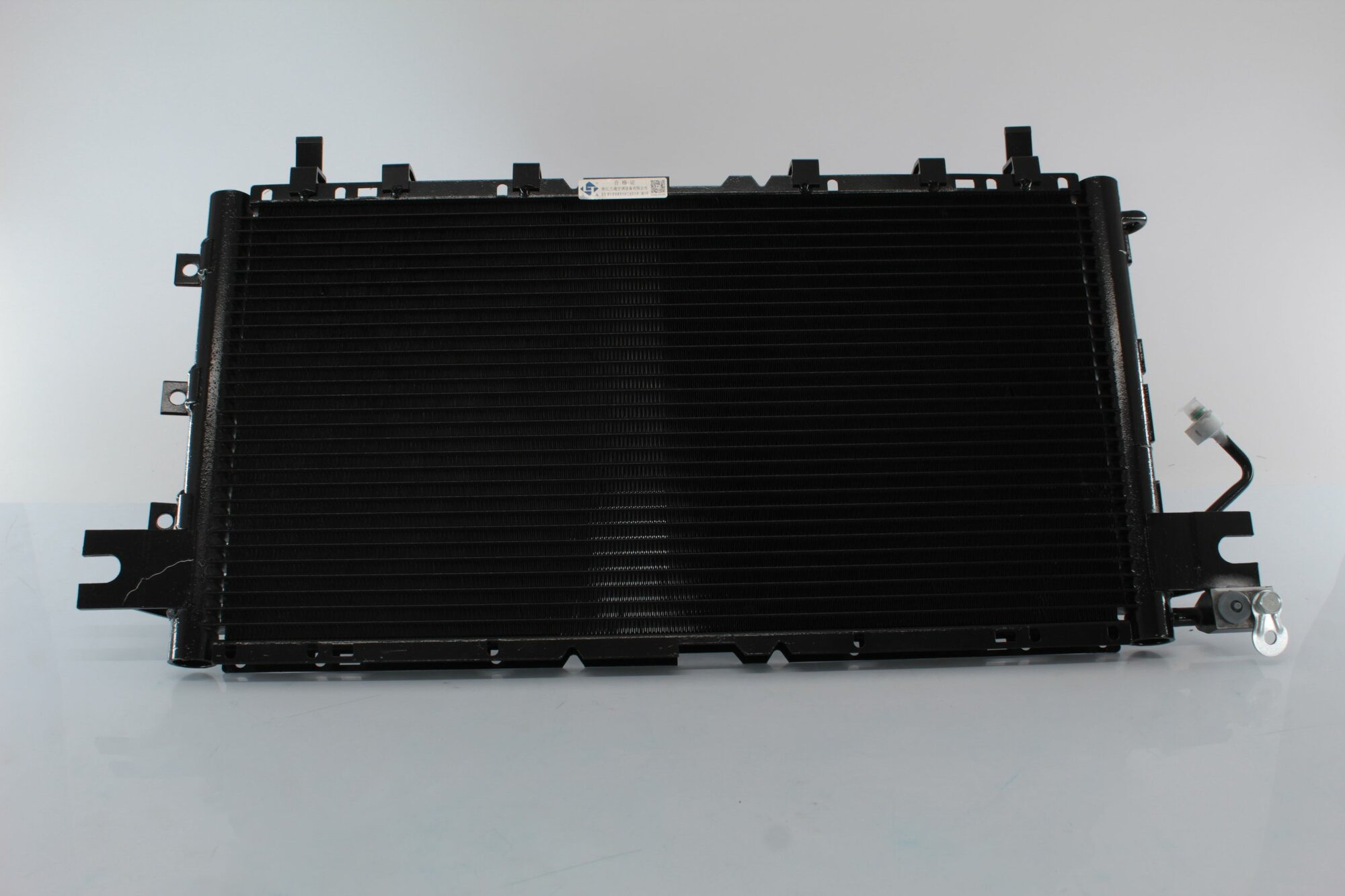 Радиатор кондиционера Hover H3 / Ховер Аш3 / артикул 8105100K00