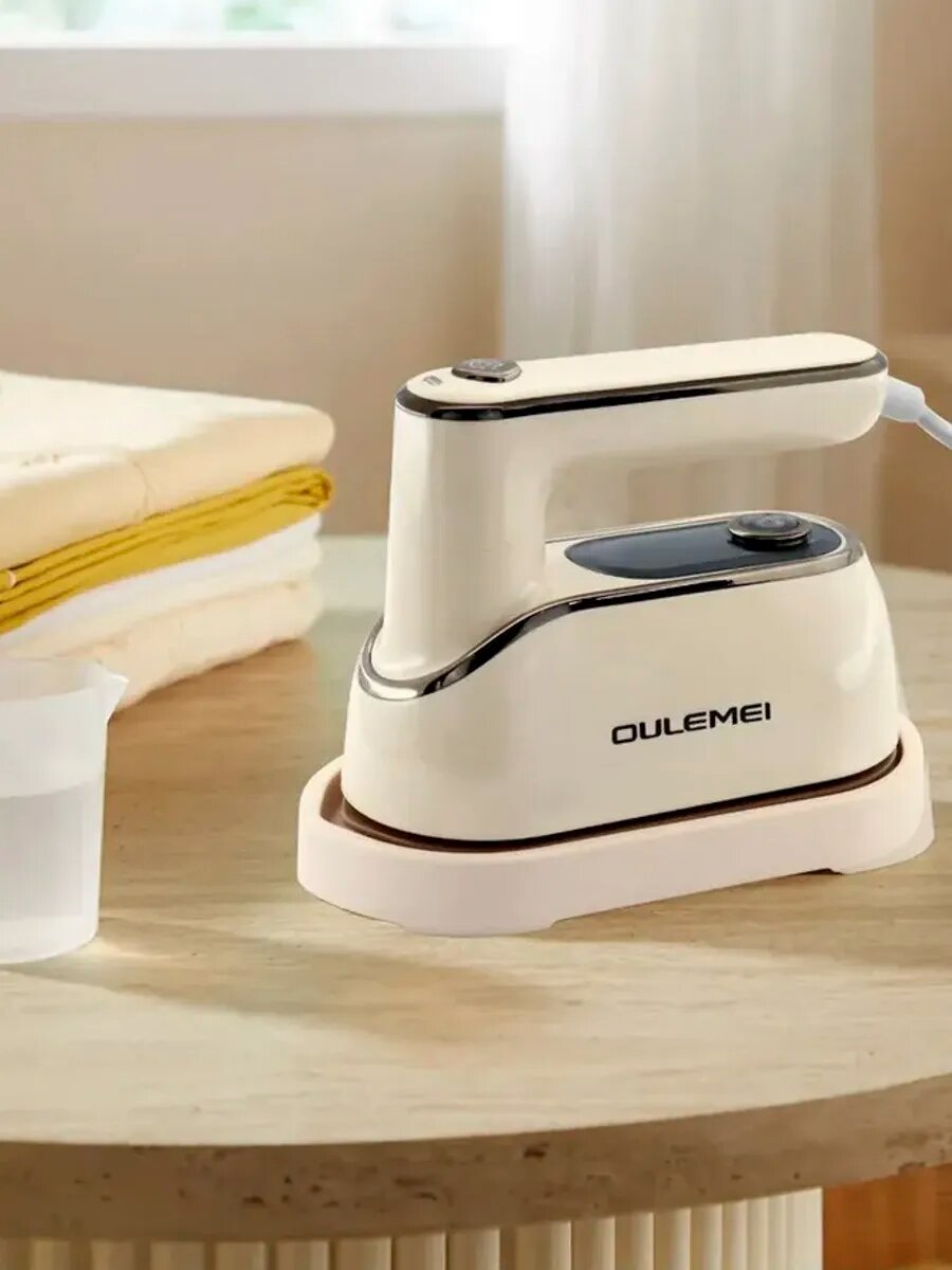 Отпариватель ручной для одежды вертикальный