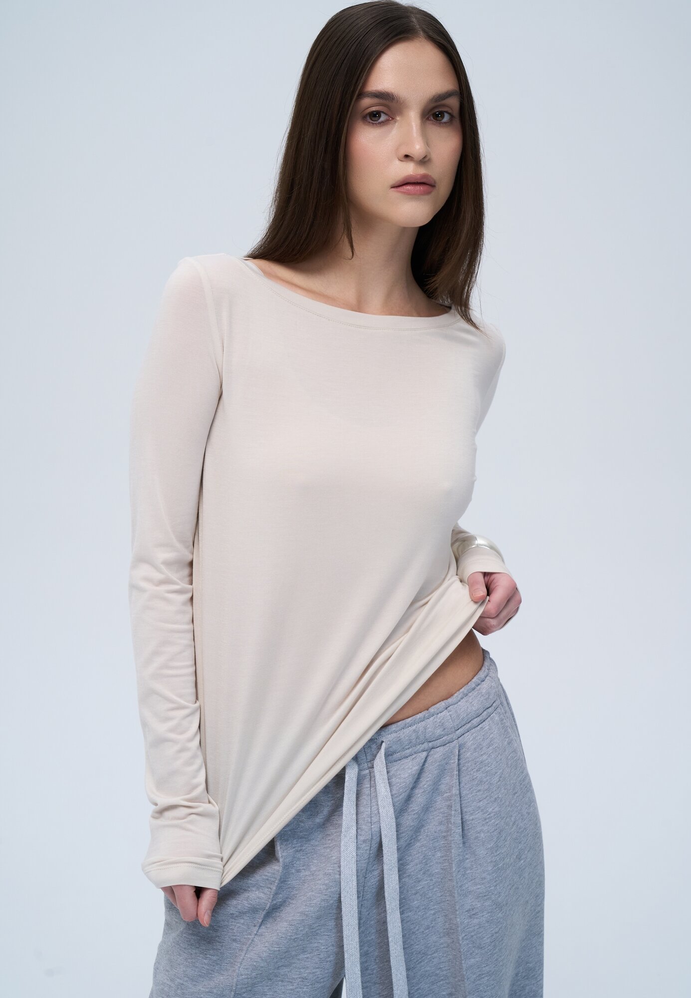 Лонгслив "Avorio", тенсел, мягкая ткань, с рукавами, приталенный