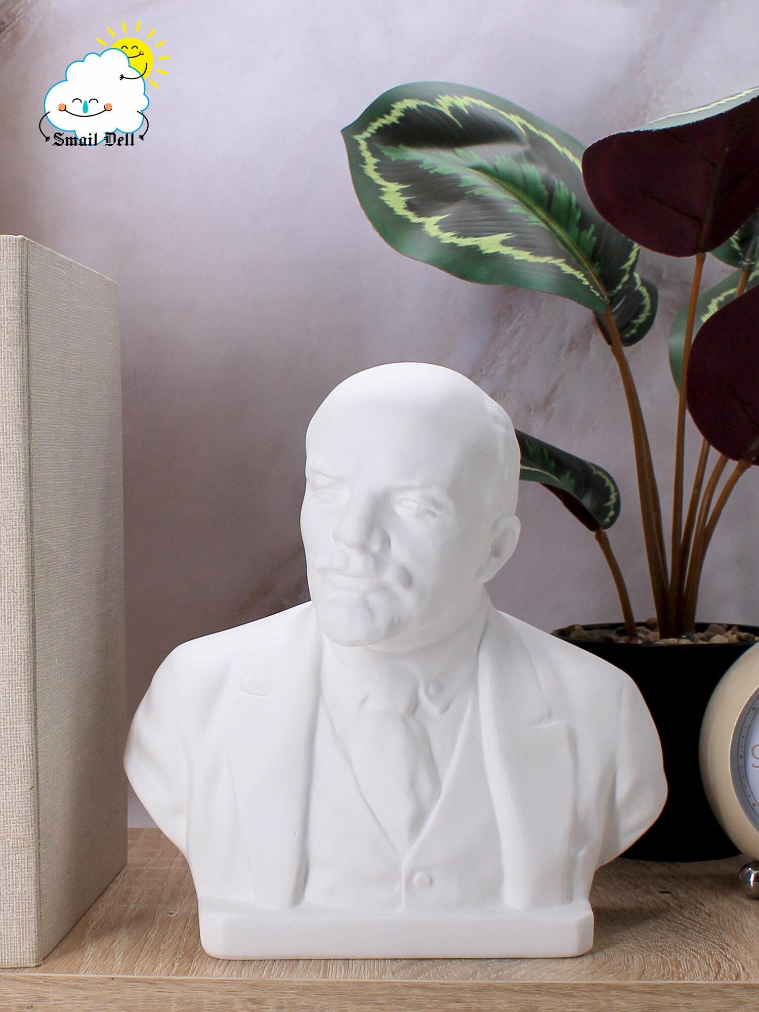Статуэтка бюст В. И. Ленин , 18х18 см , гипс , цвет белый матовый