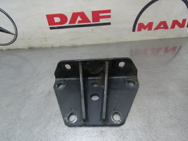 Кронштейн крепления передней рессоры Iveco Stralis