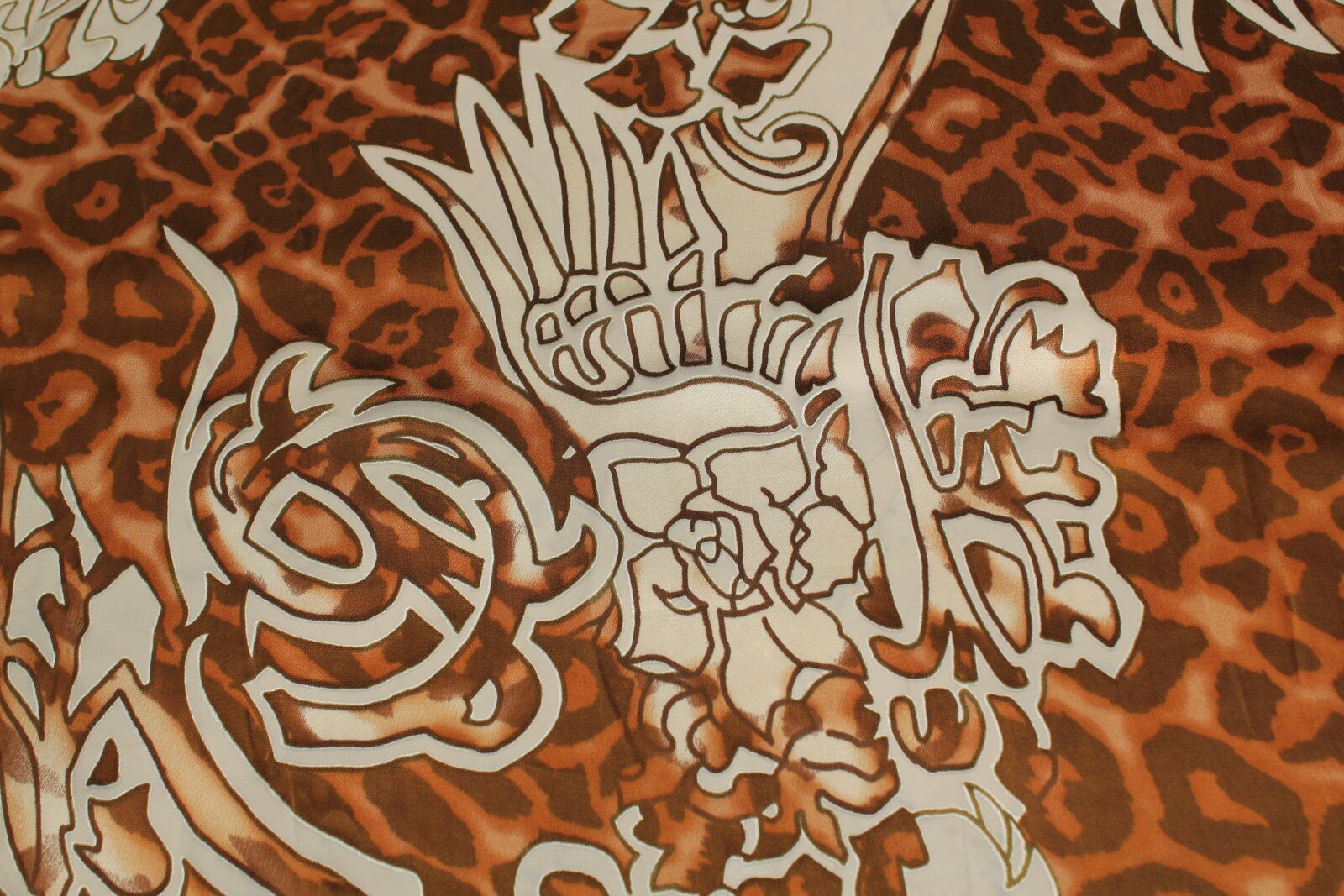 Ткань Шелк-деворе Cavalli леопард на рыже-коричневом с вензелями, ш134см, 0,5 м