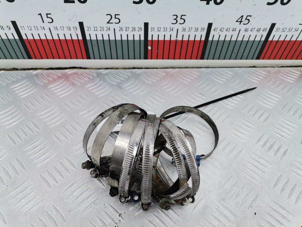 Хомут металлический Volkswagen Golf 4 11617798304 арт. 2044615