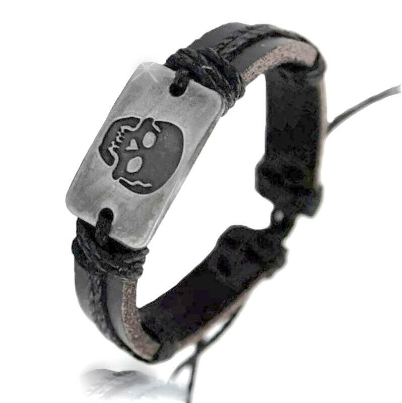 Плетеный браслет