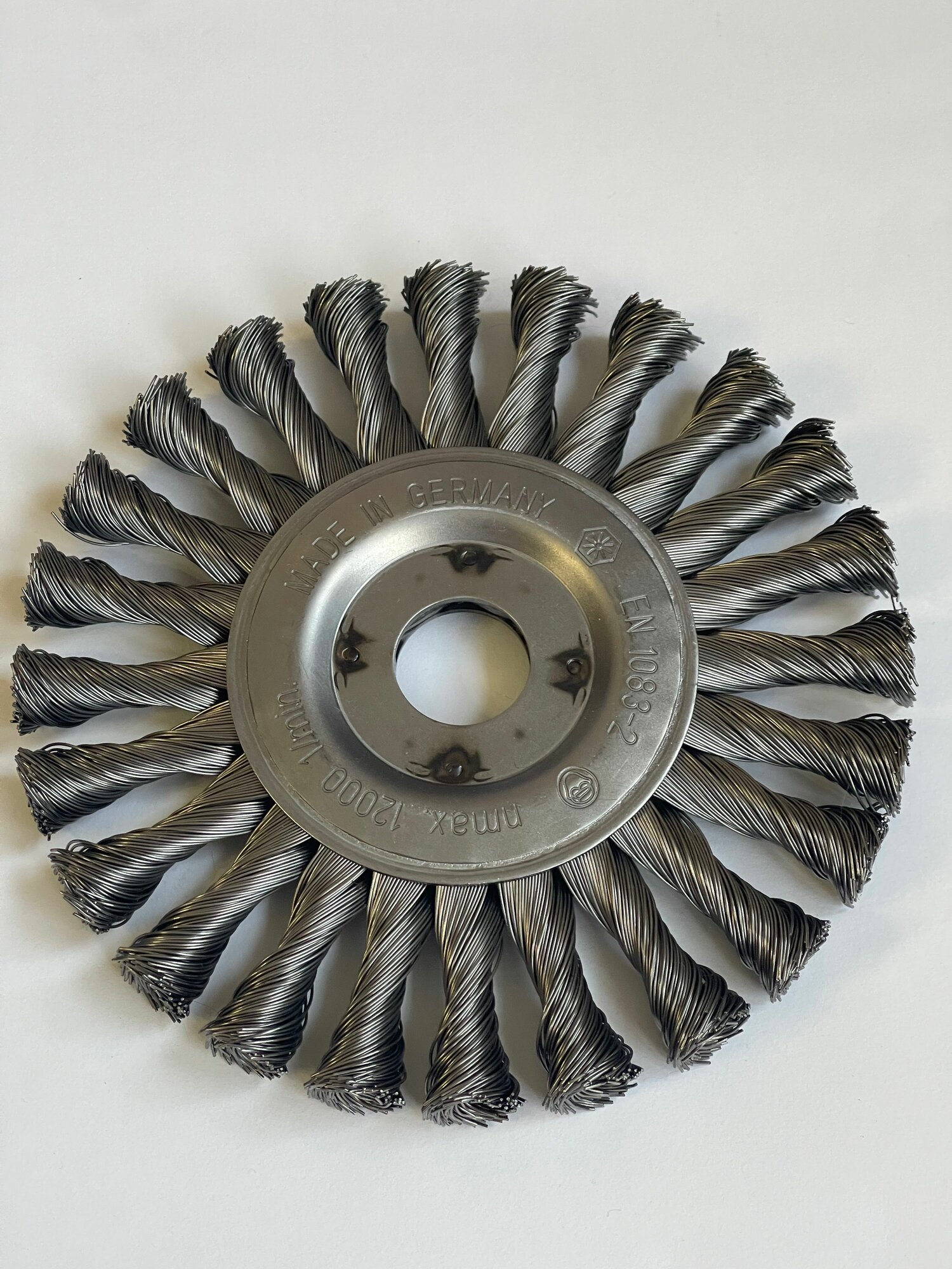 Щетка OSBORN для УШМ дисковая жгутовая 150x13x22.2 мм, ворс сталь 0.5 мм ( арт. 641.151-0202 )