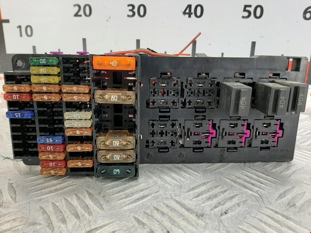 Блок предохранителей Volkswagen Phaeton 3D0937619Q арт. 762765