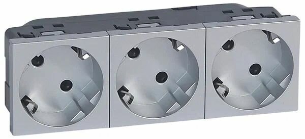 Розеточный блок 3х2К+З 16 А 250 В Schuko, 6 модулей. Цвет Алюминий. Legrand MOSAIC 079283
