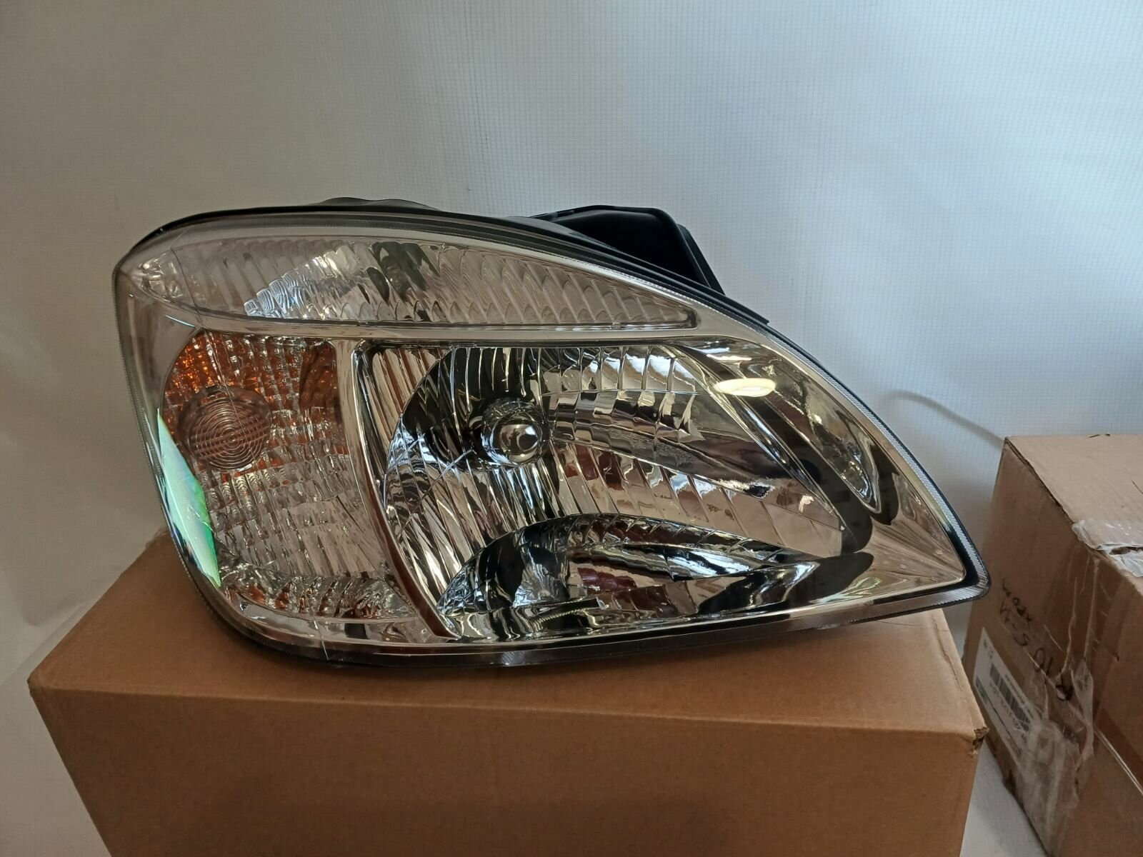 Фара правая киа рио 2 KIA RIO 2 с 2005 по 2011 год фара хром