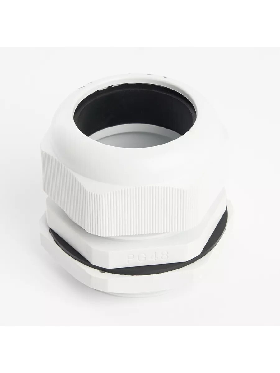 Сальник PG48 диаметр проводника 37-44 мм