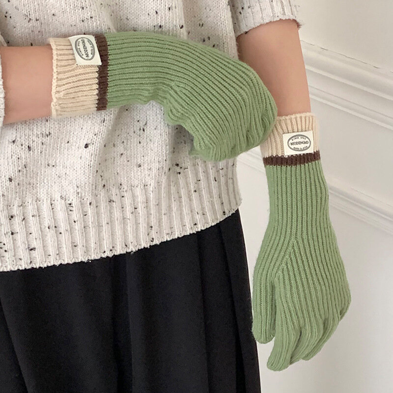 Перчатки для женщин