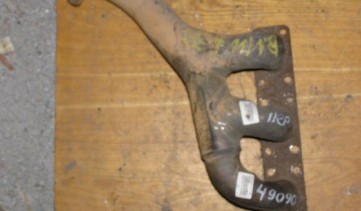 Коллектор выпускной 5-серия E39 BMW 11621740730