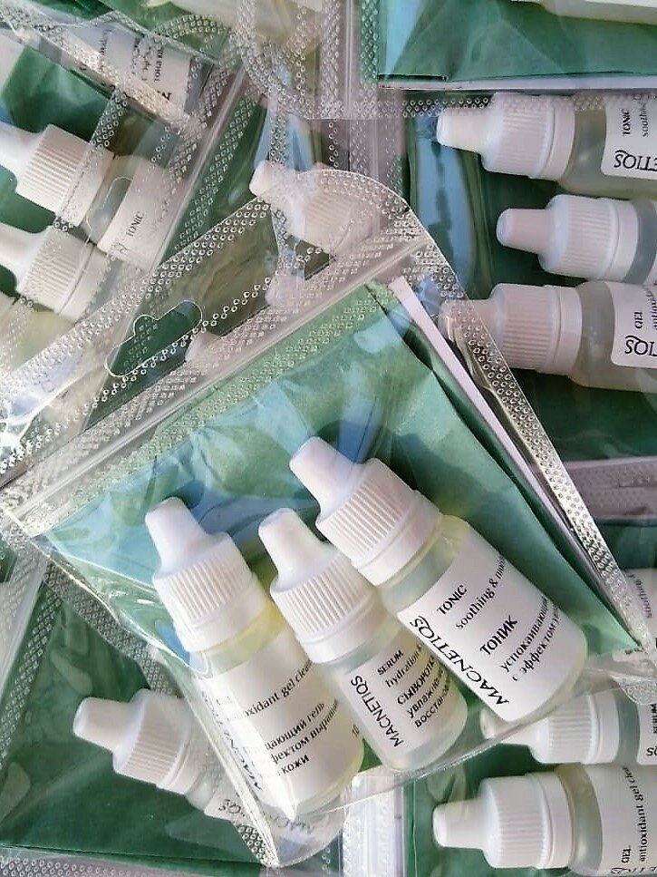 Тревел набор MACNETIQS для кожи лица и зоны декольте, гипоаллергенный, без SLS, 25 мл