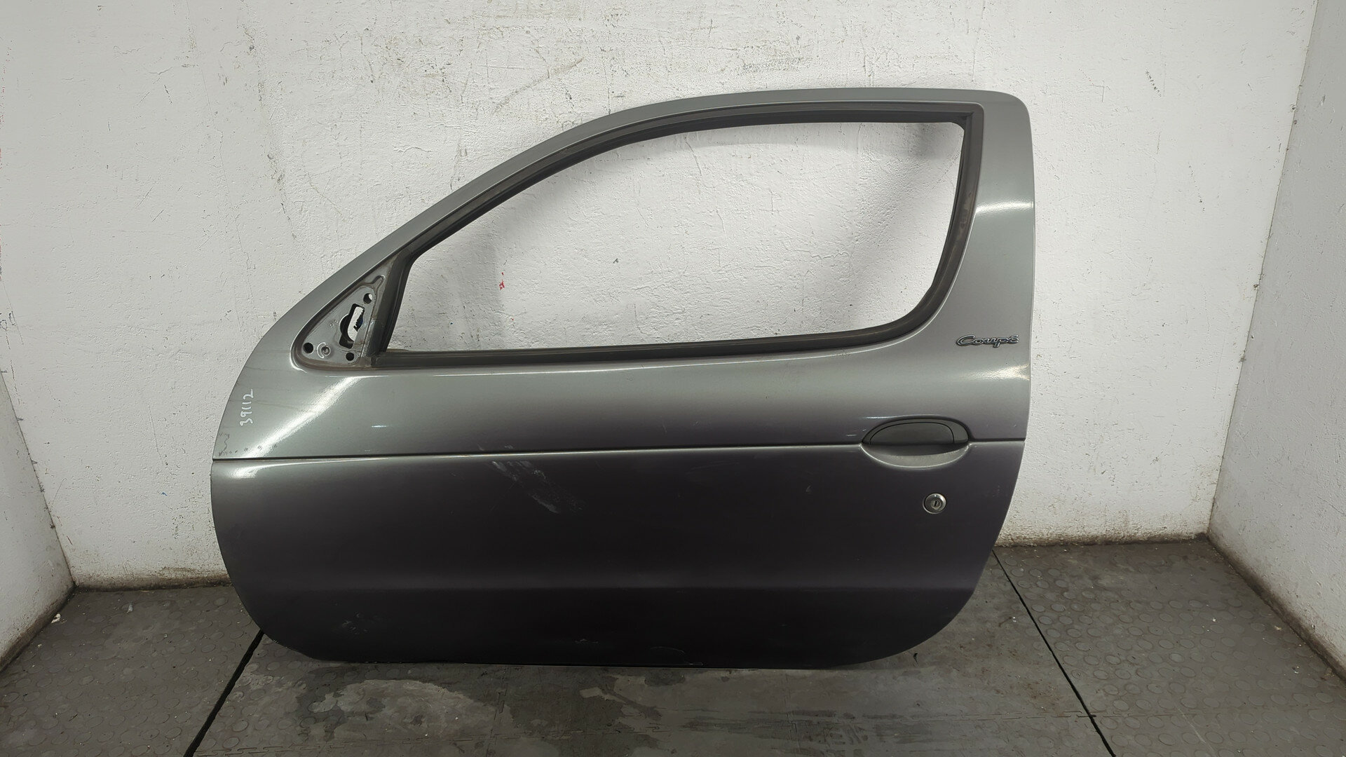 Дверь боковая (легковая) левая передняя Renault Megane Б/У