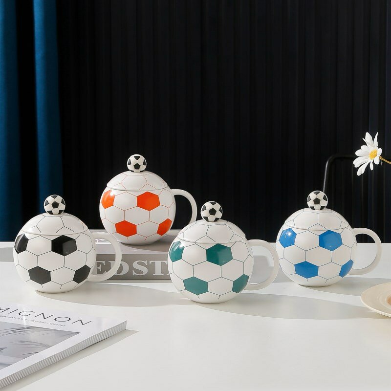 Керамическая кружка с крышкой в виде футбольного мяча к Чемпионату мира 2026 года, спортивный сувенир, кружка "Планета", кружка для воды, подарок