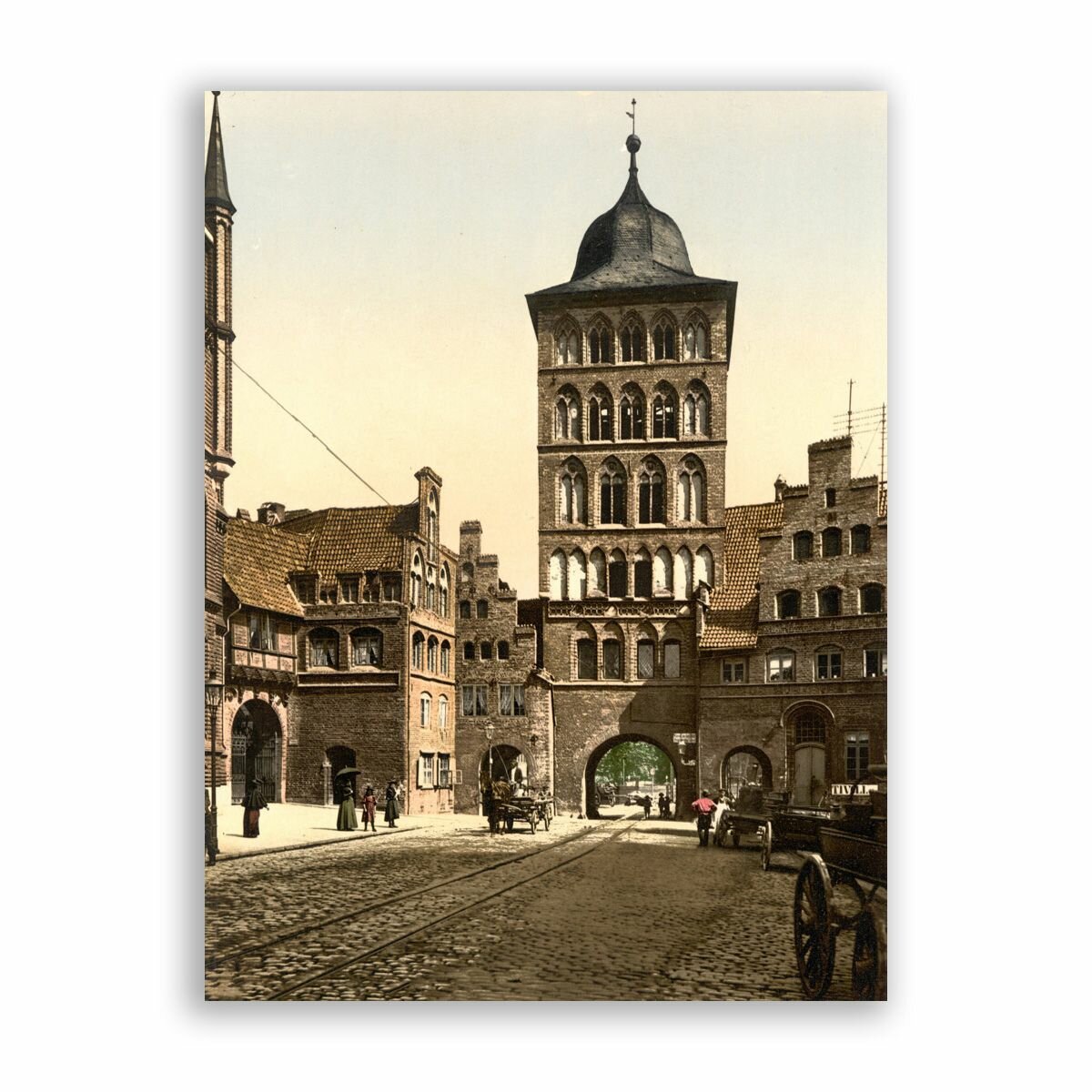 Постер, плакат на бумаге / Tower arch, Lubeck, Germany / Размер 30 x 40 см