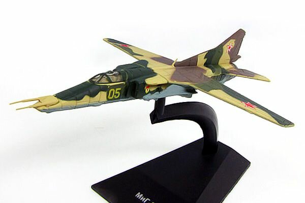 Масштабная модель 1/144 самолет МИГ-27