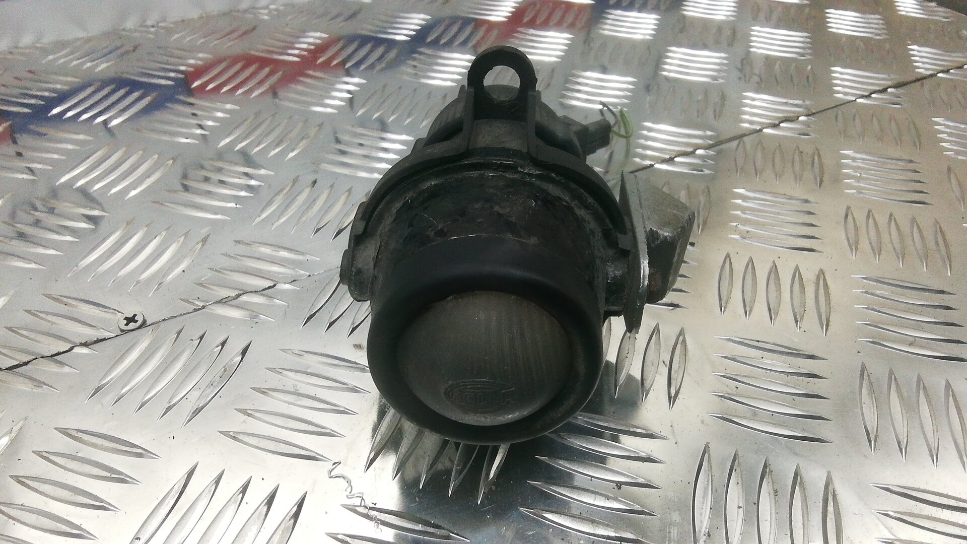 Фара галогенная левая передняя FORD MONDEO 3