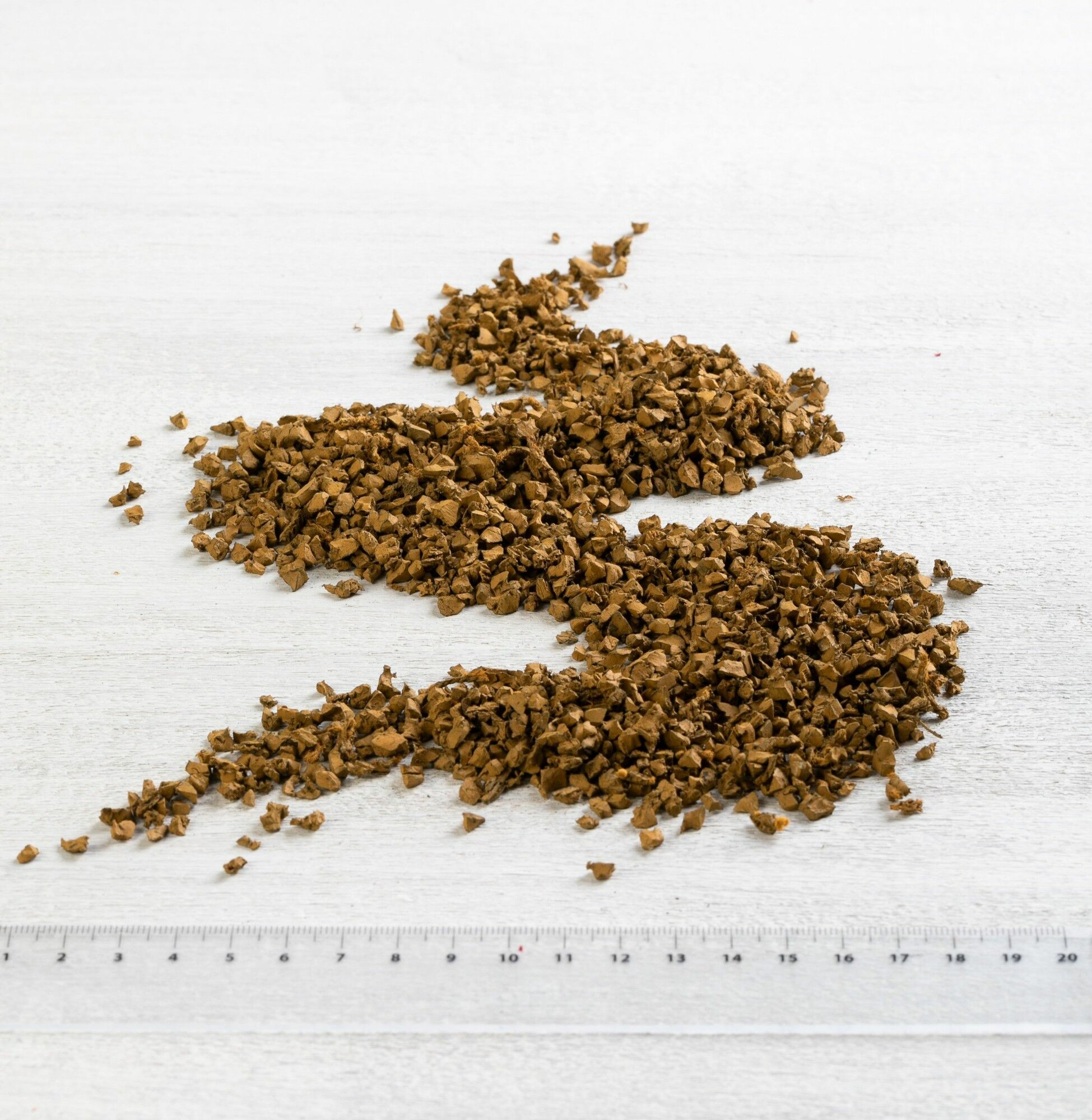 Резиновая крошка окрашенная, охра 1 кг