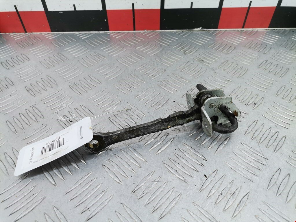 Ограничитель открывания двери передней Opel Omega B 90564478 арт. 1858668