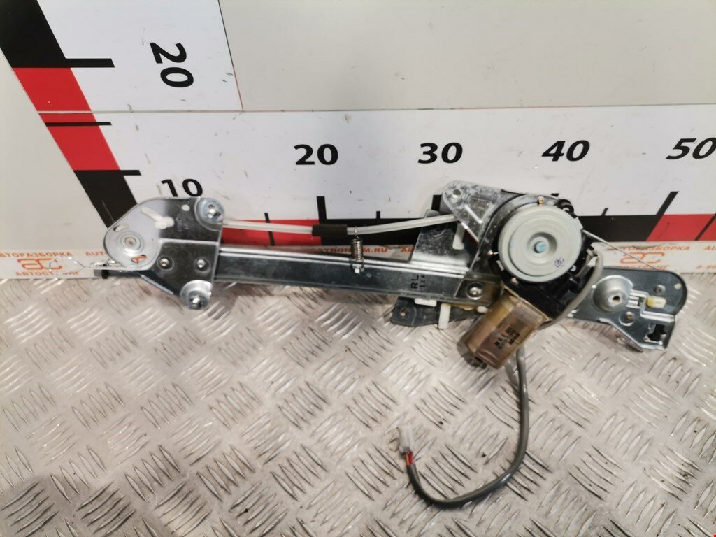 Стеклоподъемник электрический двери задней левой Mazda 626 GF GE4T73590 арт. 777558