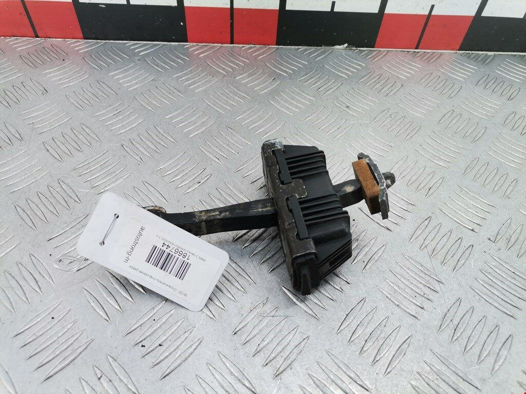 Ограничитель открывания двери передней BMW 3-Series (E90/E91/E92/E93) 51217259243 арт. 1866744