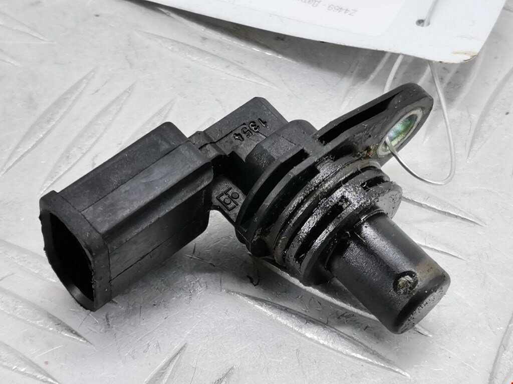 Датчик распредвала Volkswagen Polo 4 036907601E арт. 1600903