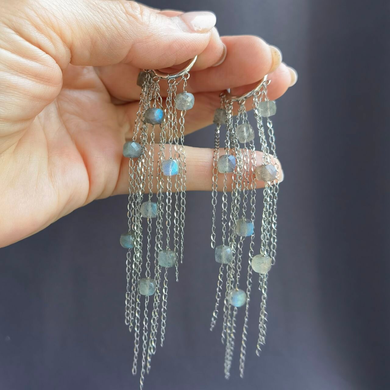 Серьги цепочки, лабрадорит