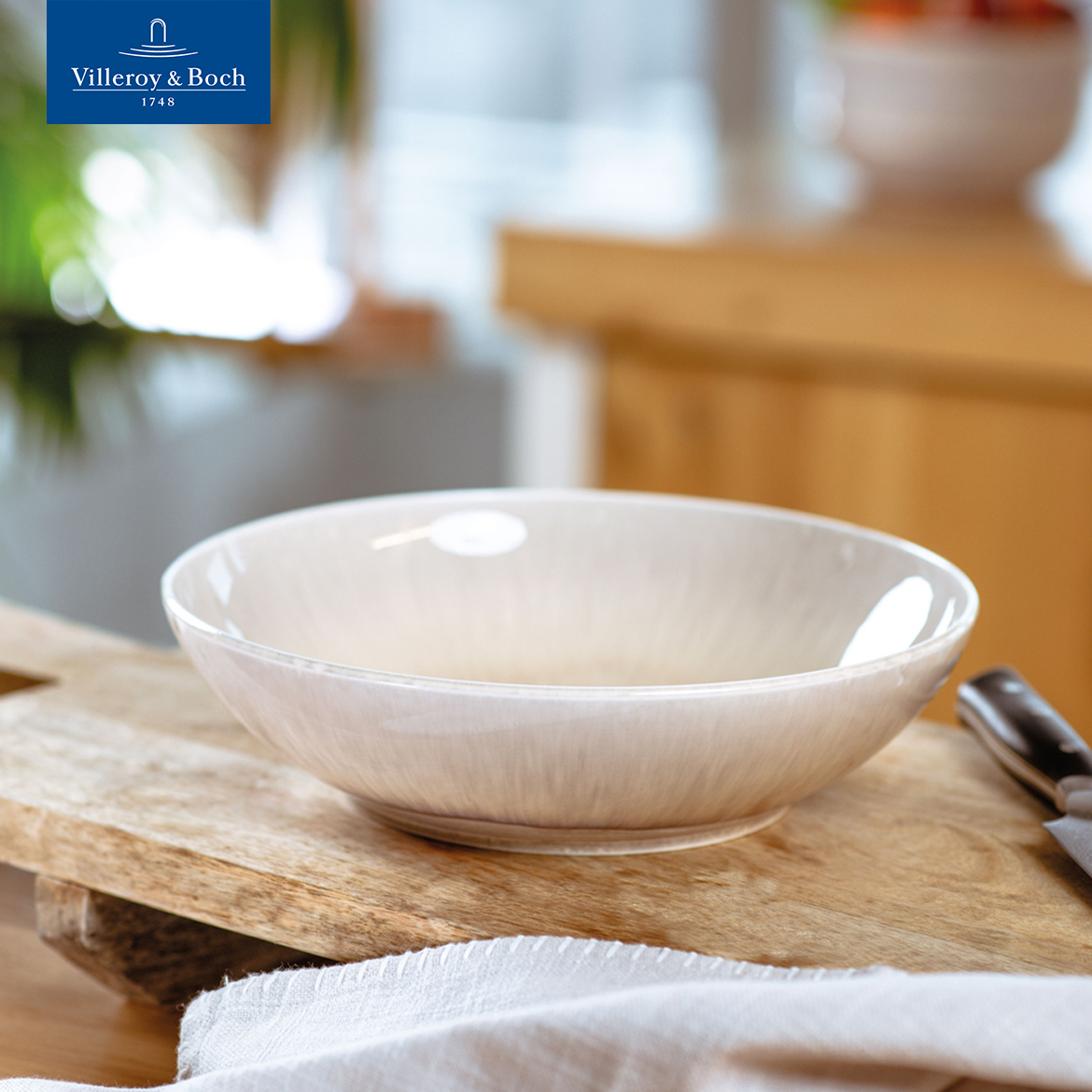 Салатник большой 26 см, 1280 мл, Perlemor Sand, like. by Villeroy & Boch, Премиум-Фарфор