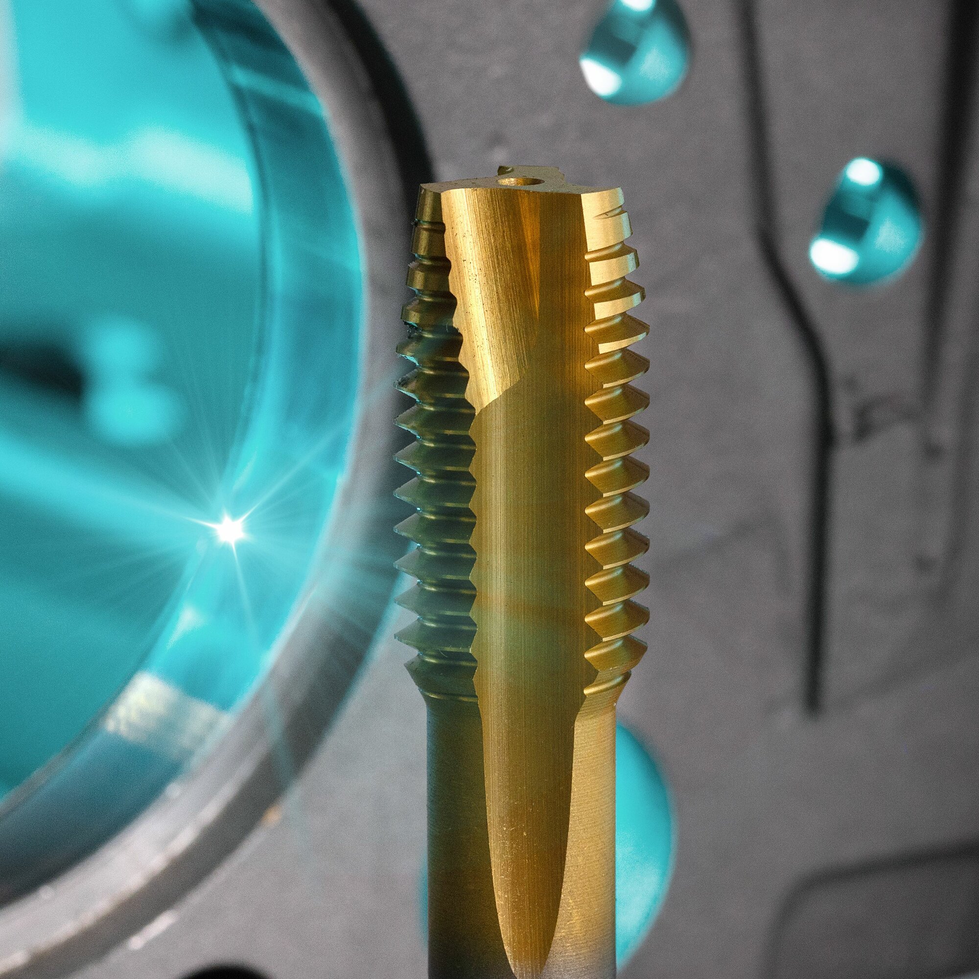 Метчик М14 NORGAU Industrial из стали HSSE (Co5%) с износостойким покрытием TIN для обработки сквозных отверстий, машинный 6H