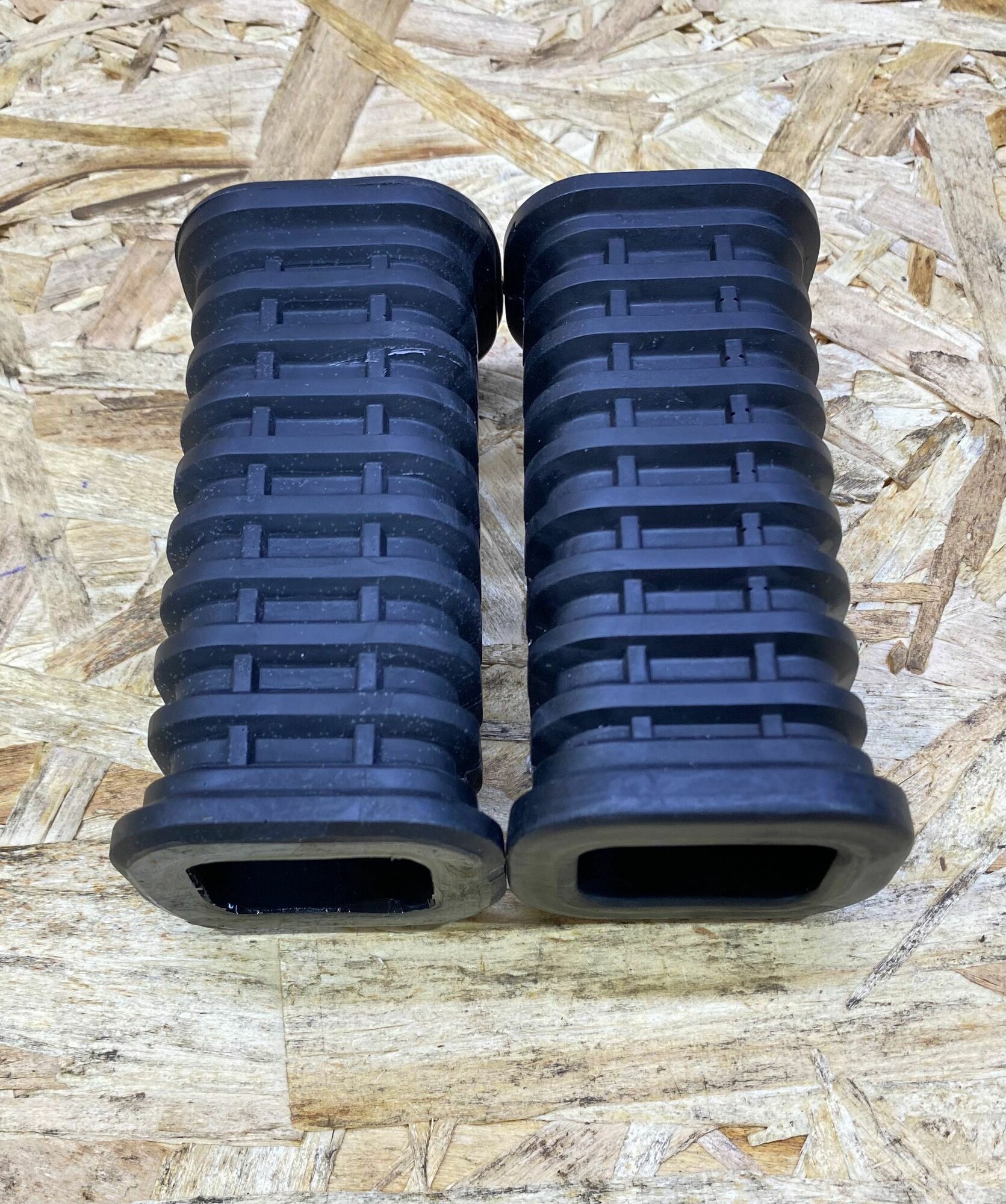 Резинки подножек 2шт. ява 634/638. полиуретан