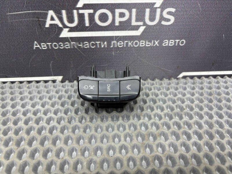 Кнопки на руль Chevrolet Lacetti 2009 (F16D3) Б/У с пробегом