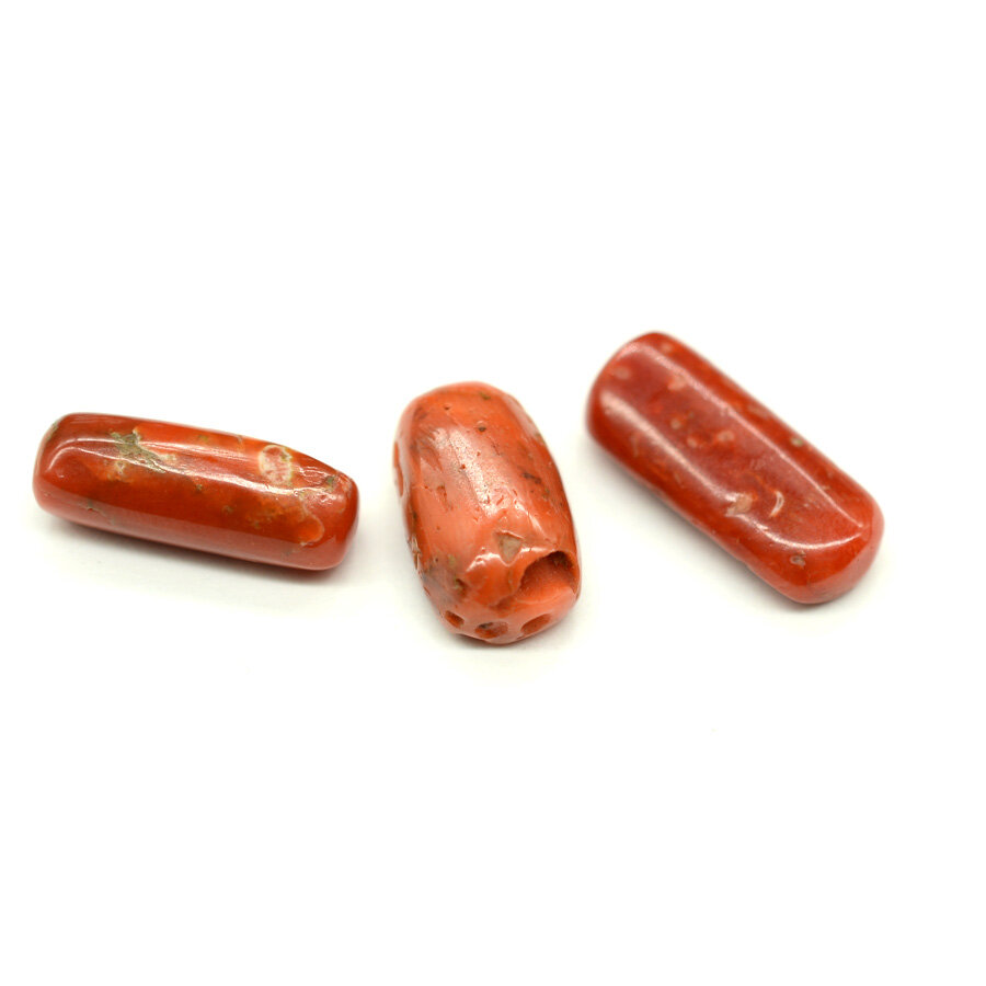 Коллекционный японский коралл 18*7*7мм. 1,5-1,66гр .