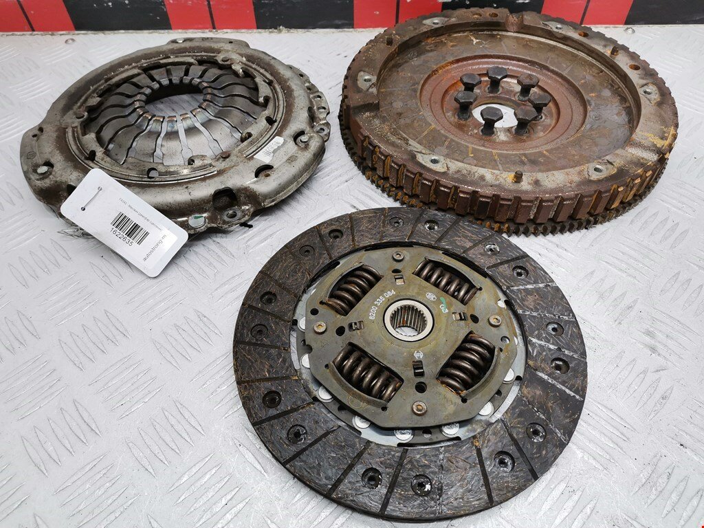 Маховик (демпфер сцепления) Renault Clio 3 8200214391 арт. 1622635